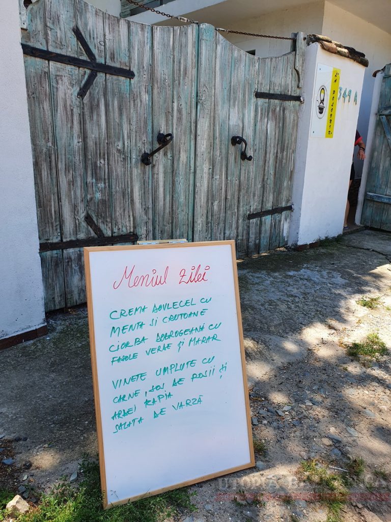 Utopia Balcanica » La Polovnik în 2 Mai: odiseea unui prânz care s-a ...