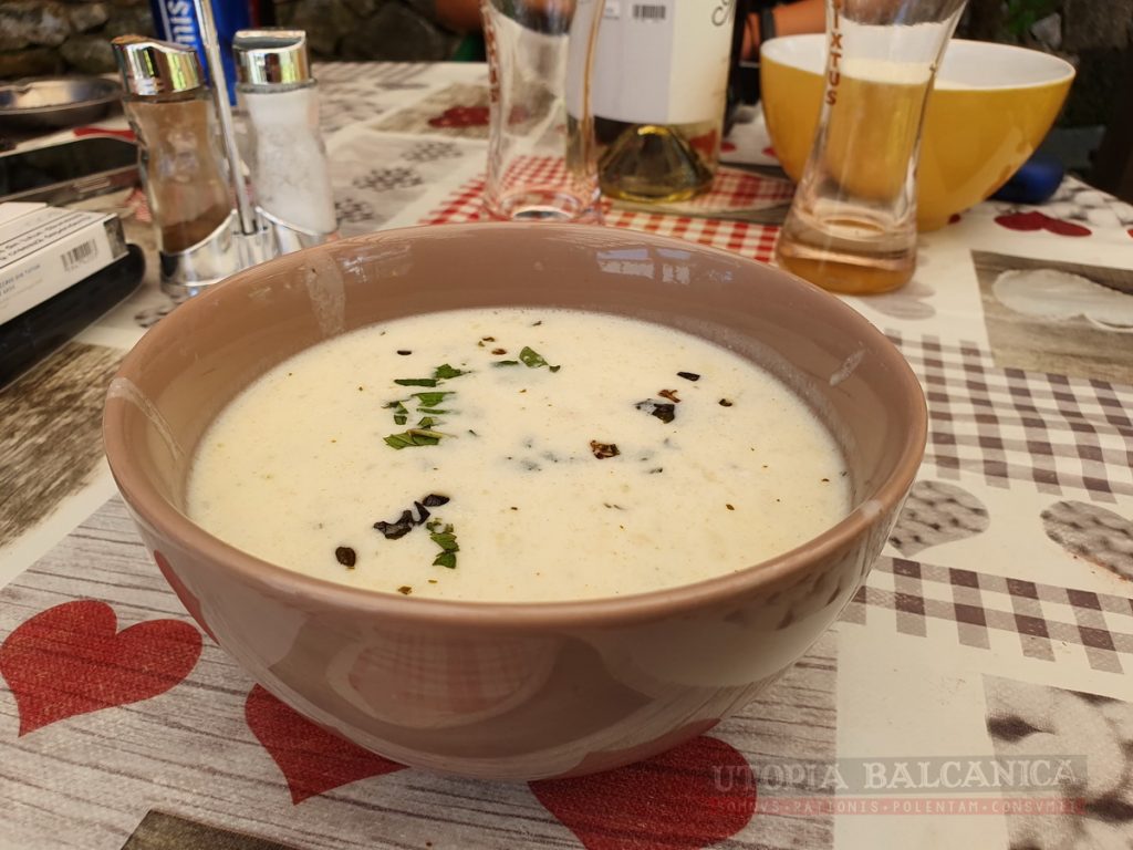 Utopia Balcanica » La Polovnik în 2 Mai: odiseea unui prânz care s-a ...